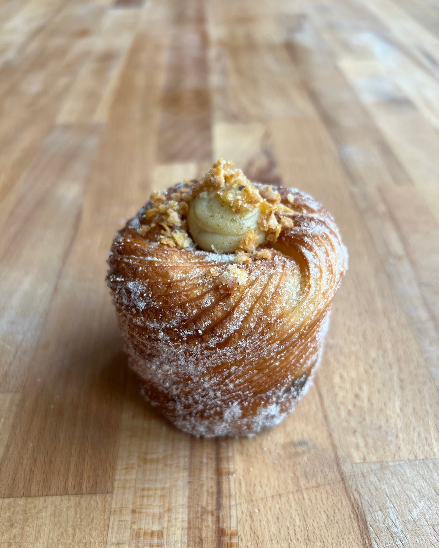 Cruffin vanilla – Harvest Cafe & Bakery